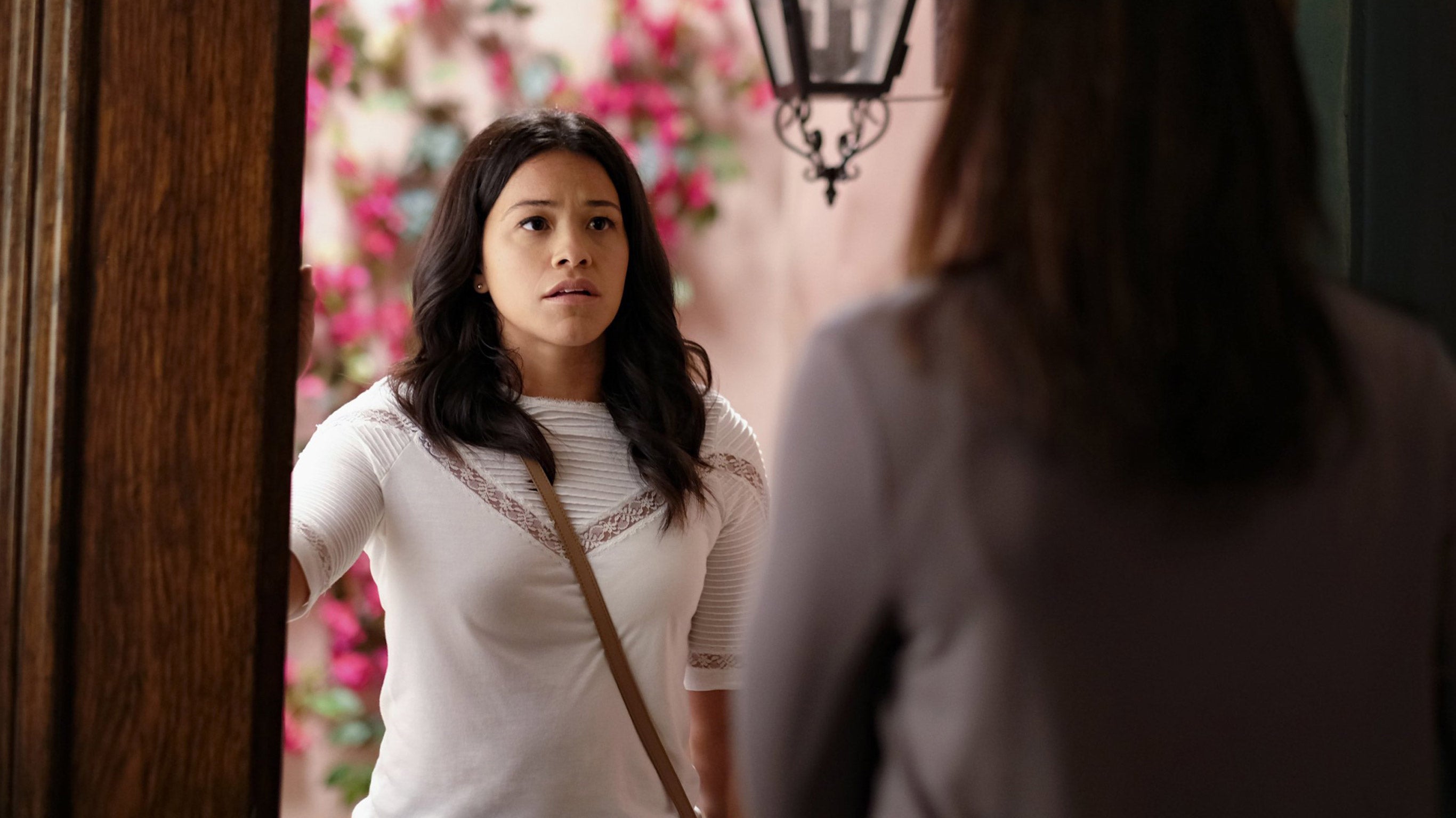 Jane the virgin : S5 E2 - Tous coupables 05-09-2019- M6+