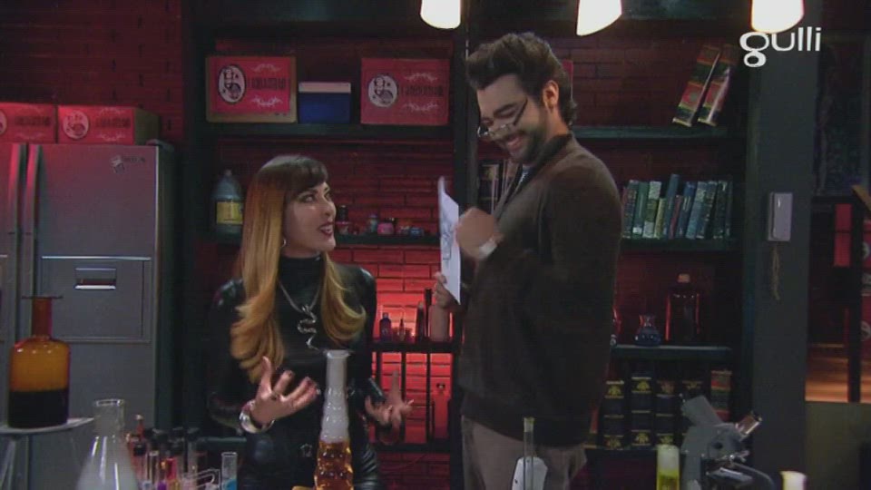 Chica Vampiro mortel d'être un vampire : Daisy la nouvelle vampi ...