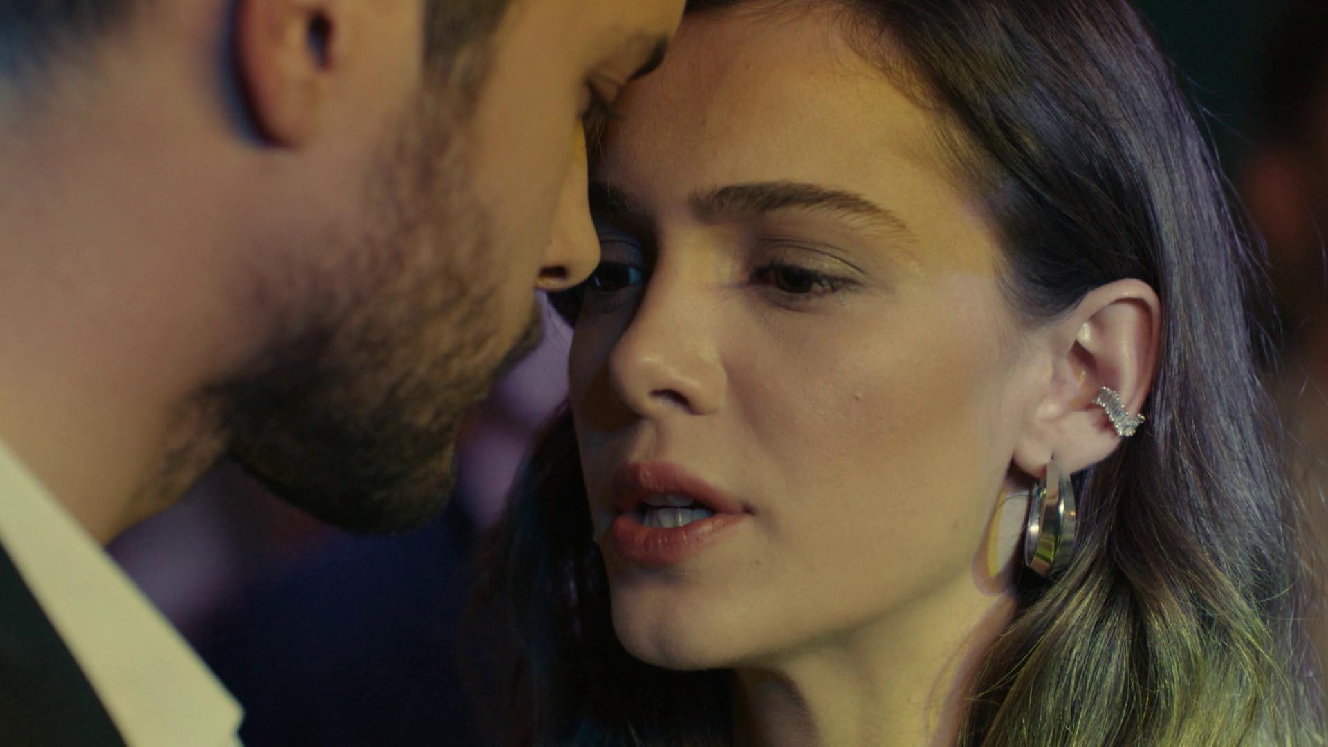 Le dernier été : Épisode 46 10-09-2025- M6+