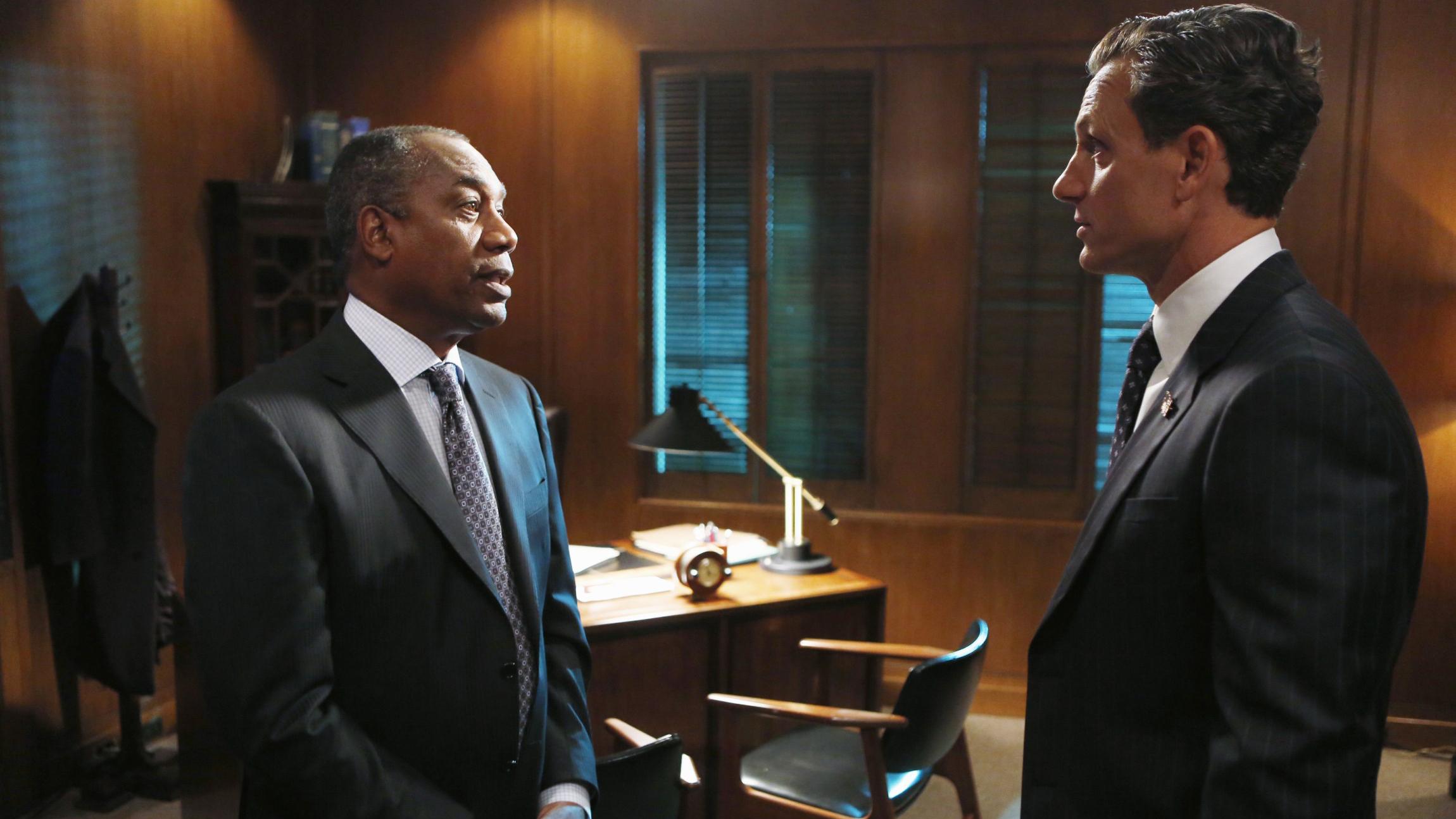 Scandal : S3 E4 - Sextos et dépendances 26-04-2018- M6+